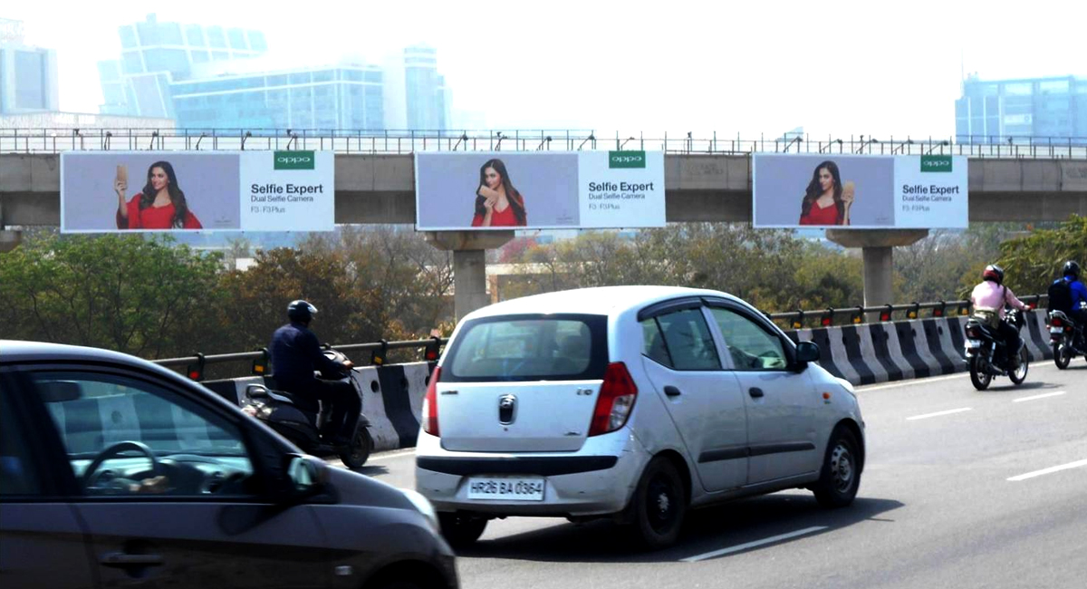 Outdoor Advertising in Connaught Place, New Delhi, India - The Media Ant