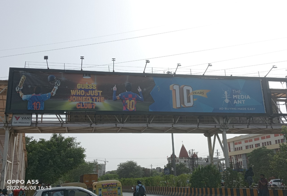 Outdoor Campaign - The Media Ant 10th Anniversary